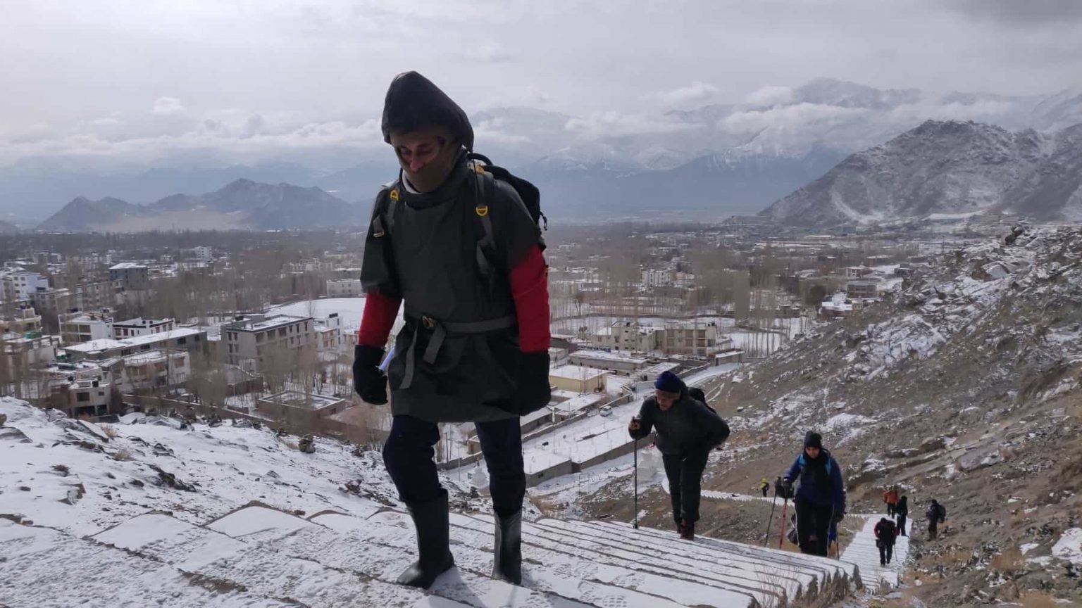 Ladakh- Cold Desert| A Complete Travel Guide - Travelwalkthroughs